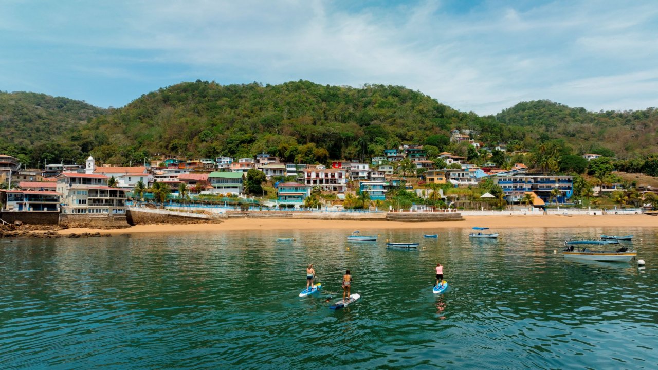 Taboga Island Day Pass from Panama City: Ferry, Beach & Lunch Included